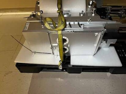 AMAT / APPLIED MATERIALS Narrow body load locks for Endura Reactor used ...