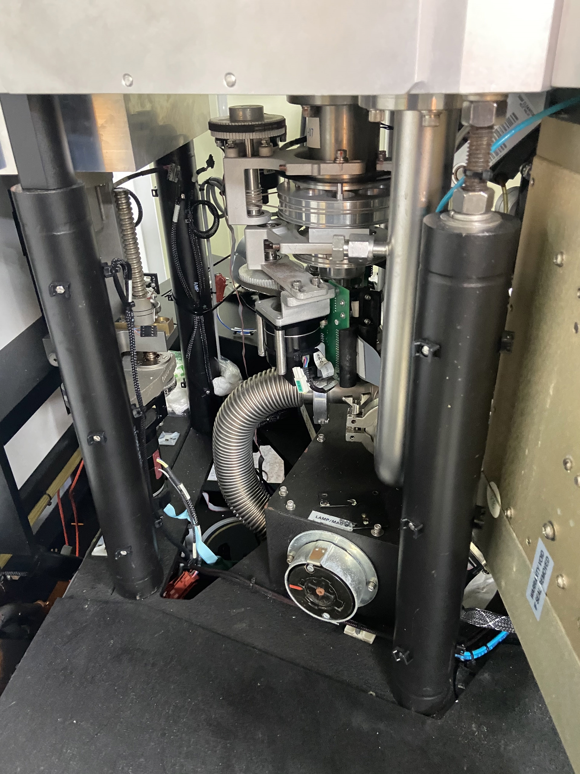 AMAT / APPLIED MATERIALS P5000 익숙한 판매용 가격 #9284522, 1995 > 사다 from CAE