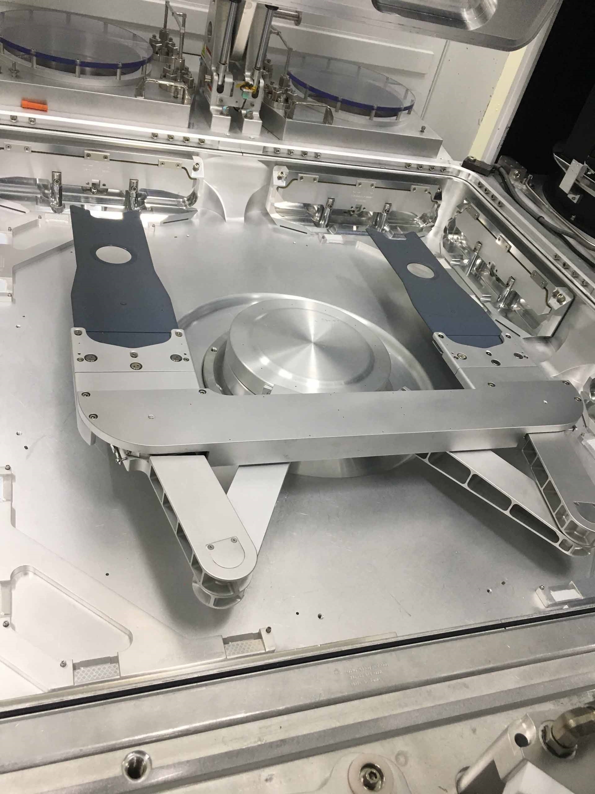 AMAT / APPLIED MATERIALS Producer SE used for sale price #9258633, 2004 ...