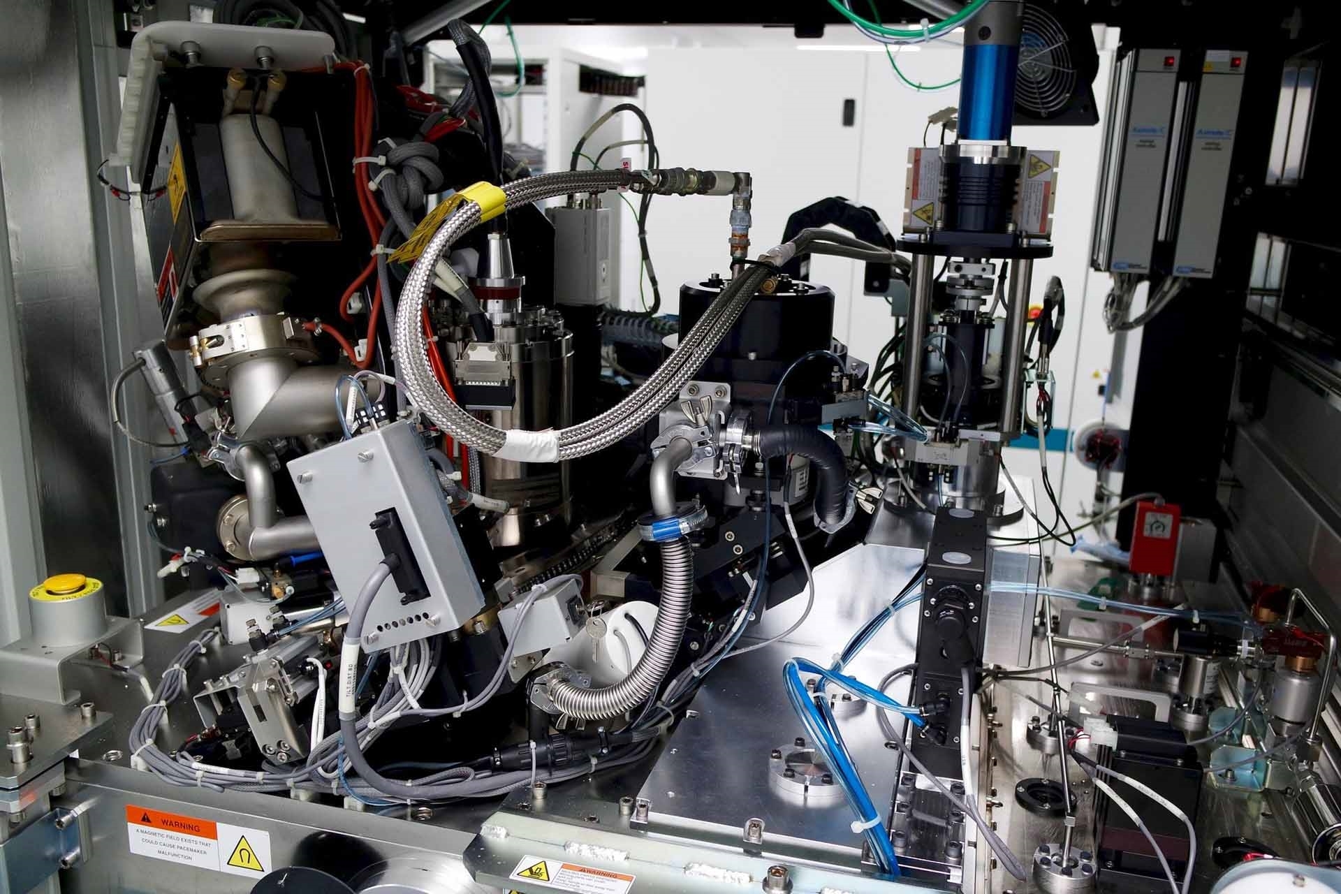 AMAT / APPLIED MATERIALS SemVision CX DR-300 Mask & Wafer Inspector used for sale price #9280347 ...