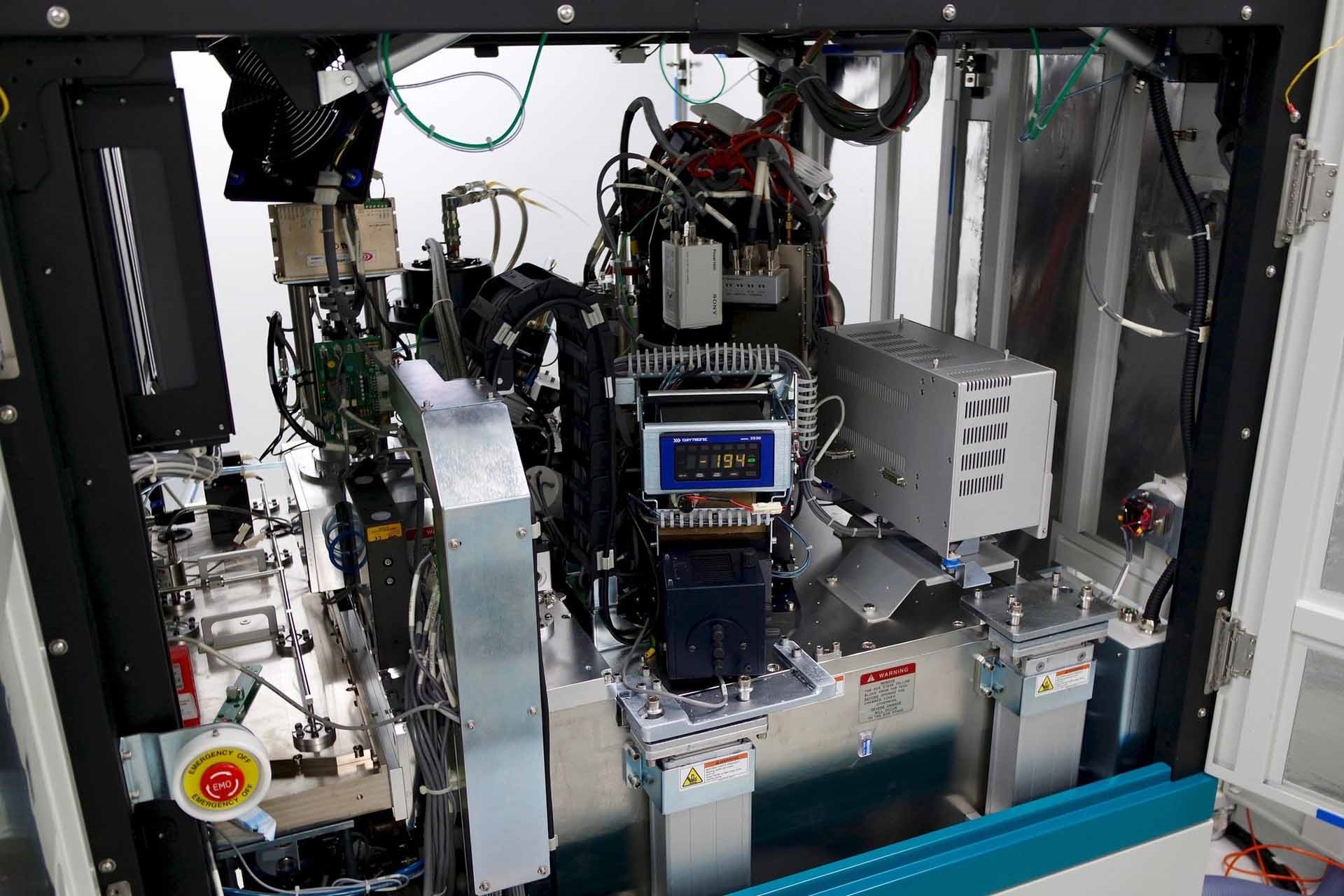 AMAT / APPLIED MATERIALS SemVision CX DR-300 Mask & Wafer Inspector ...