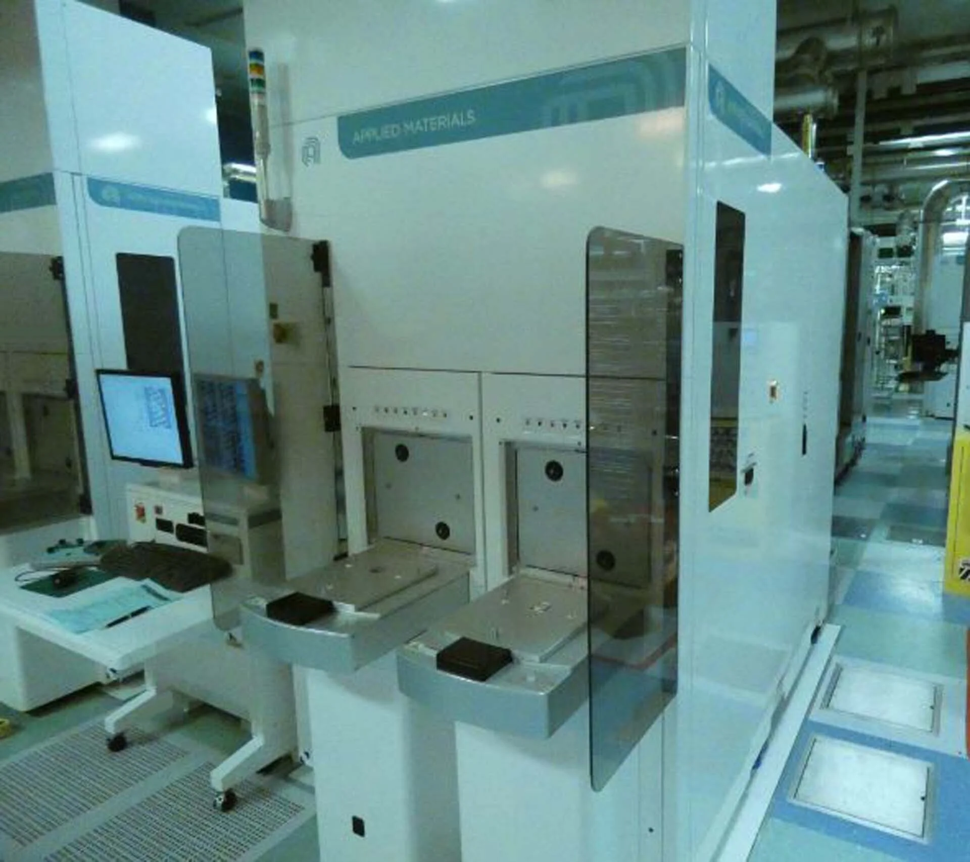 AMAT / APPLIED MATERIALS SemVision G5 Mask & Wafer Inspector used for ...