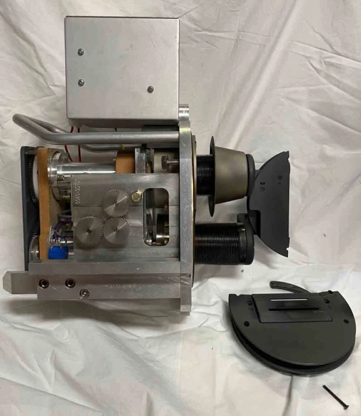 AMAT / APPLIED MATERIALS Extraction manipulator for xR200 Parts used ...