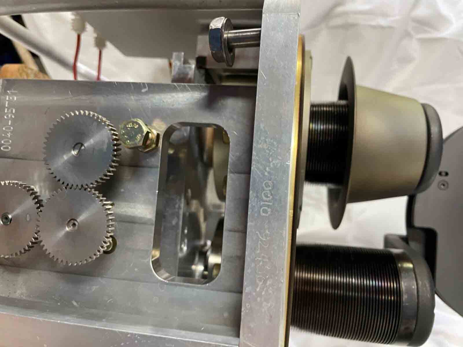 AMAT / APPLIED MATERIALS Extraction manipulator for xR200 Parts 已使用的 待 ...