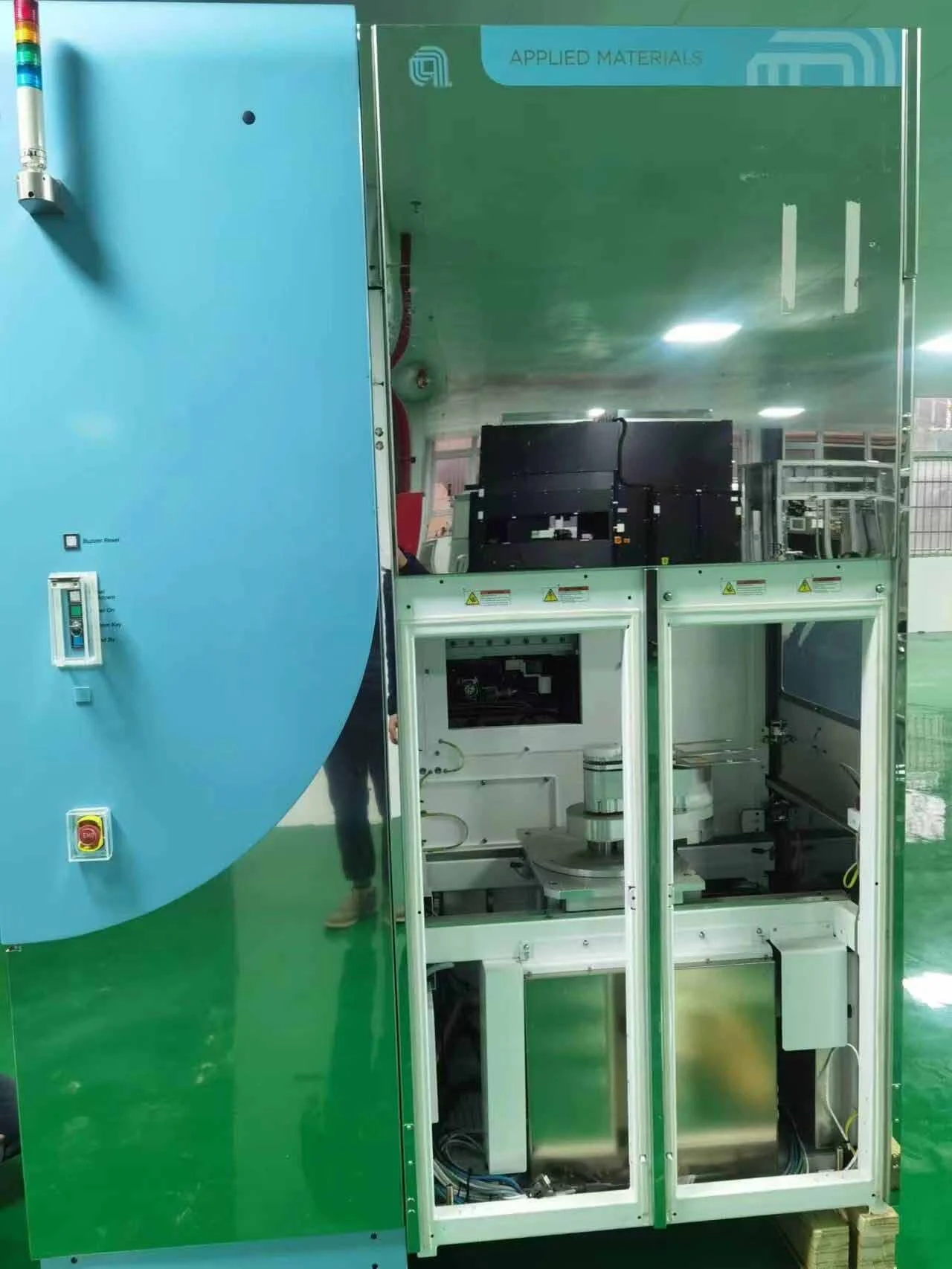 AMAT / APPLIED MATERIALS UVision 4 Mask & Wafer Inspector used for sale ...