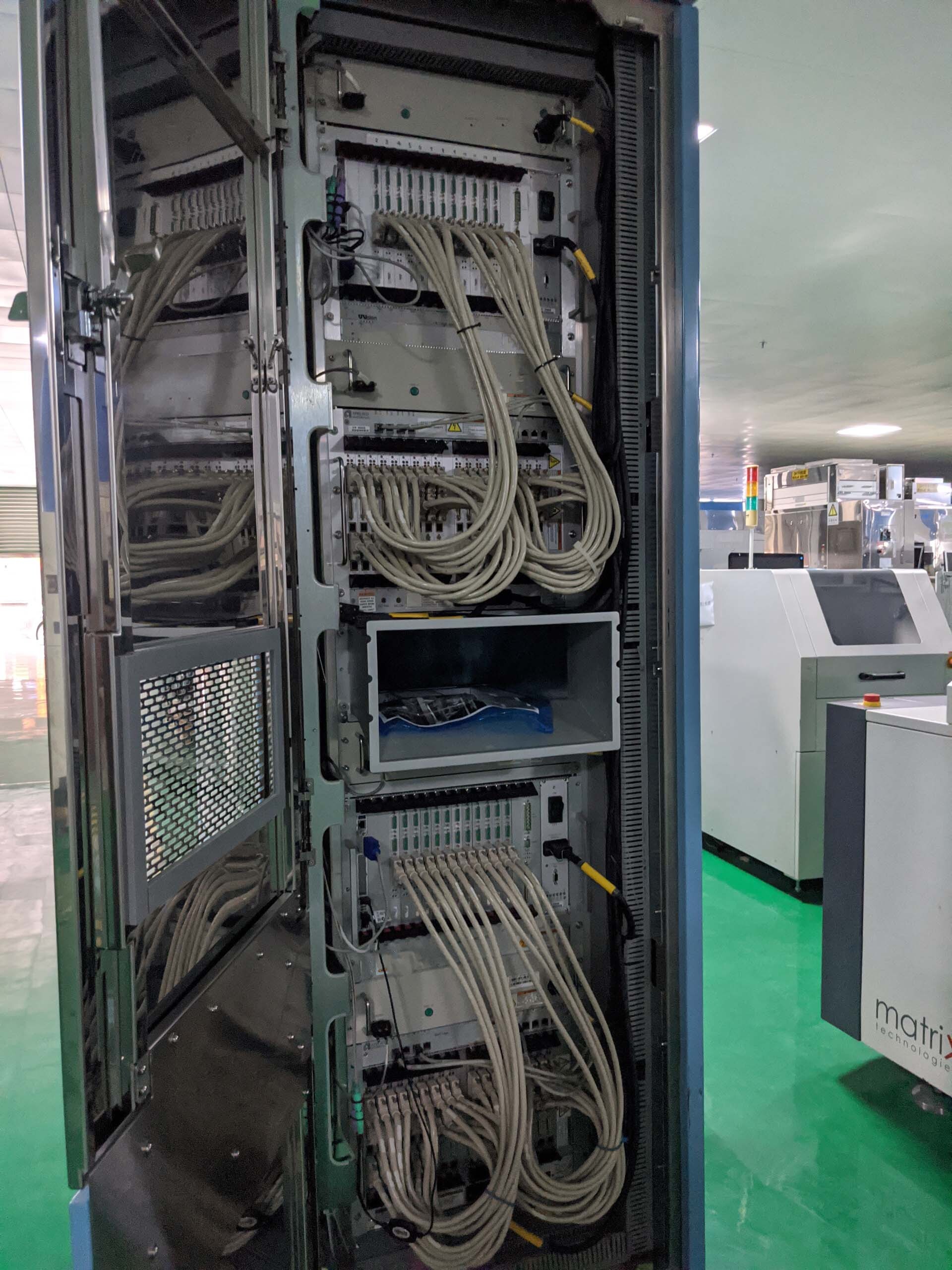 AMAT / APPLIED MATERIALS UVision 4 Mask & Wafer Inspector used for sale ...