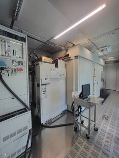 Used AMAT / APPLIED MATERIALS Varian VIISion 200 ION IMPLANTERS ...
