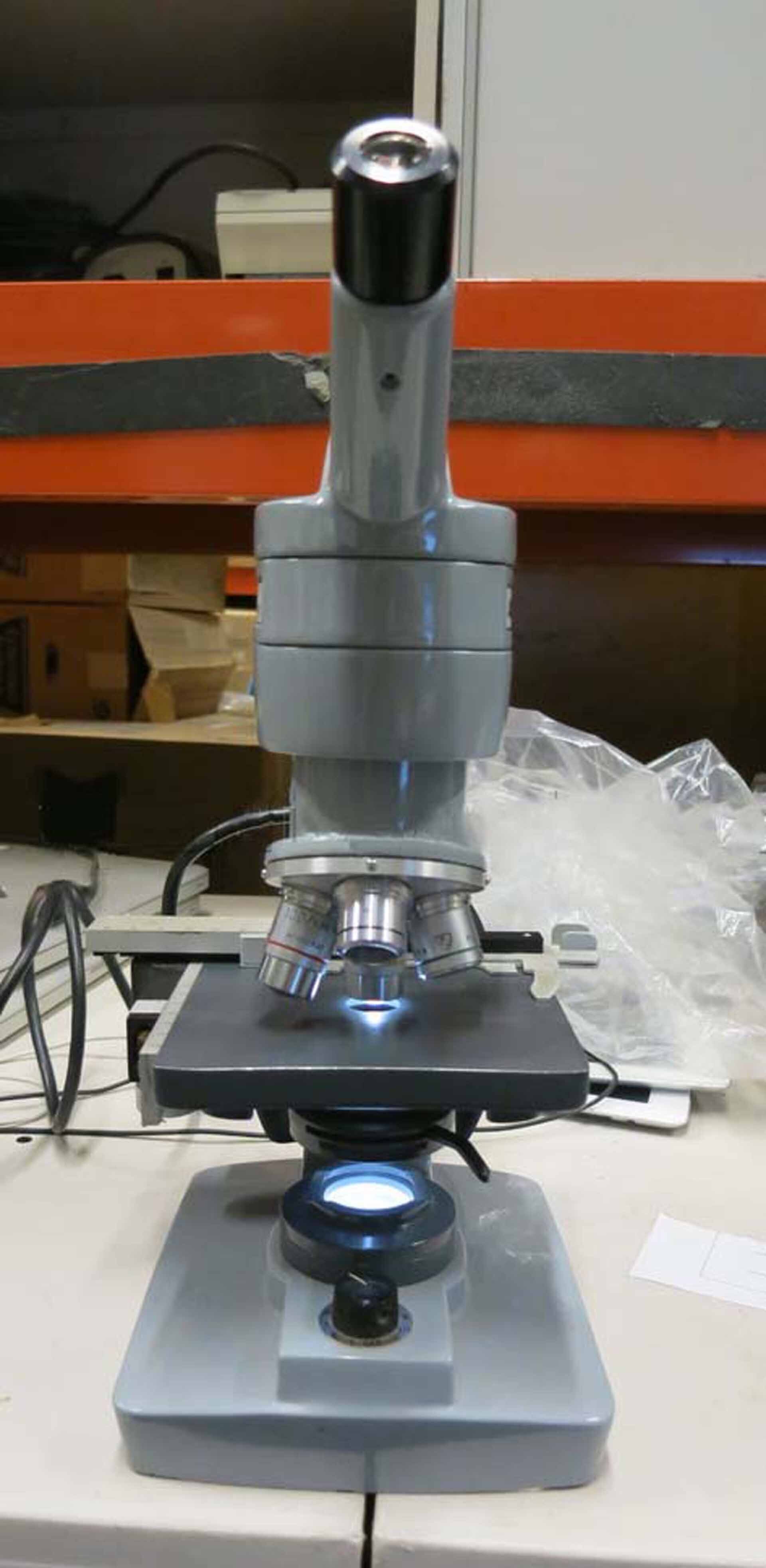 AMERICAN OPTICAL One-Fifty 현미경 판매 가격 #9313493에 사용됨 > CAE에서 구매