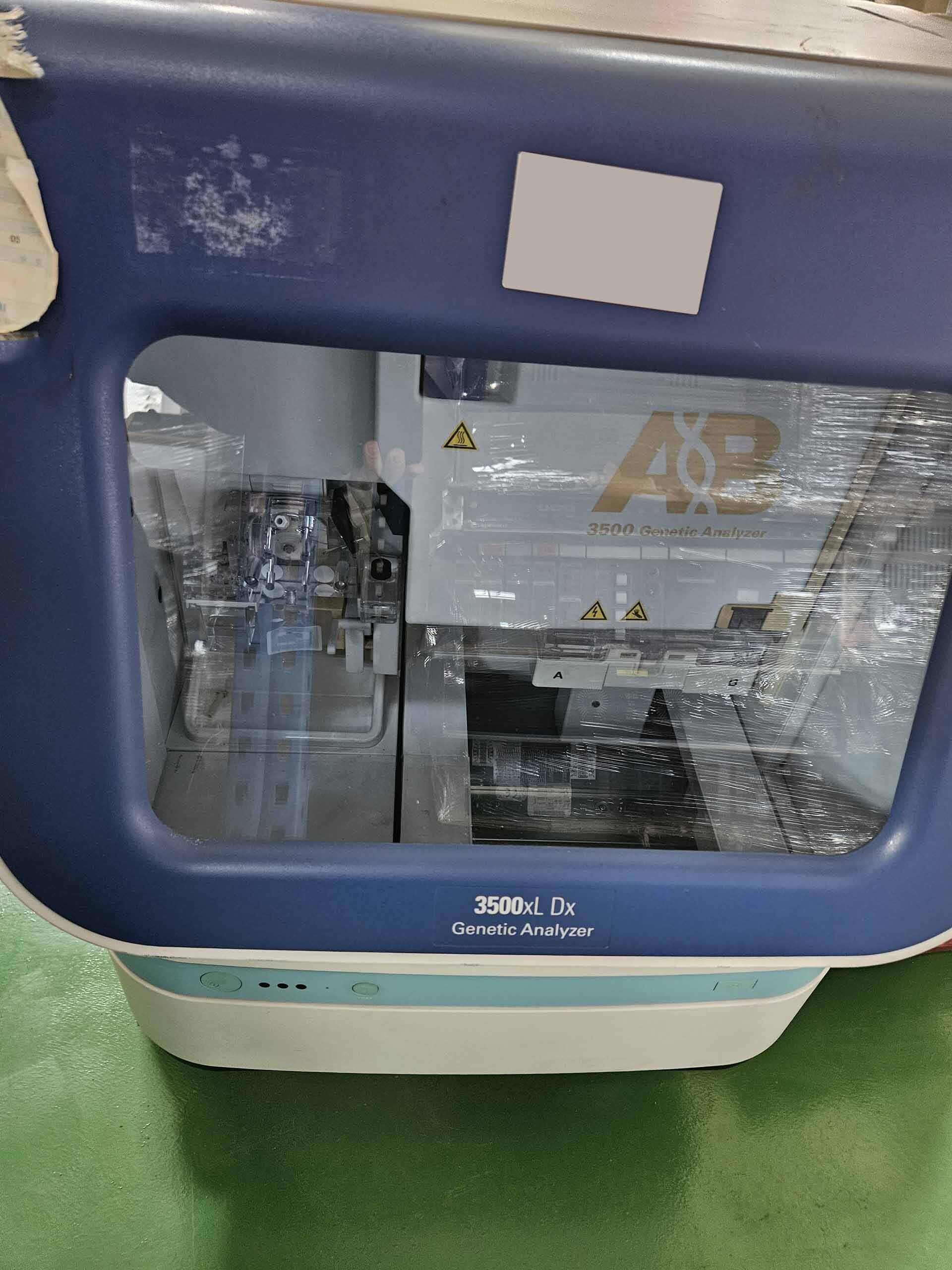 APPLIED BIOSYSTEMS / ABI / HITACHI 3500 XL DX Lab Equipment used for ...