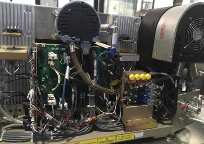 APPLIED BIOSYSTEMS / ABI / MDS SCIEX API 4000 Spectrometer used for ...