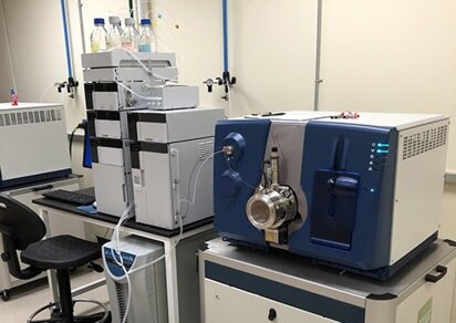 APPLIED BIOSYSTEMS / ABI / MDS SCIEX API 4500 SPECTROMETERS for sale ...