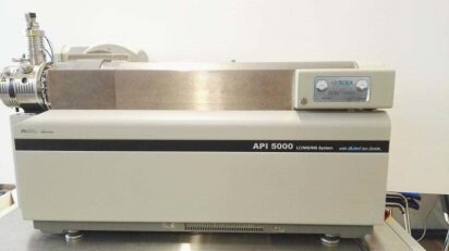APPLIED BIOSYSTEMS / ABI / MDS SCIEX API 5000 Spectrometer used for ...