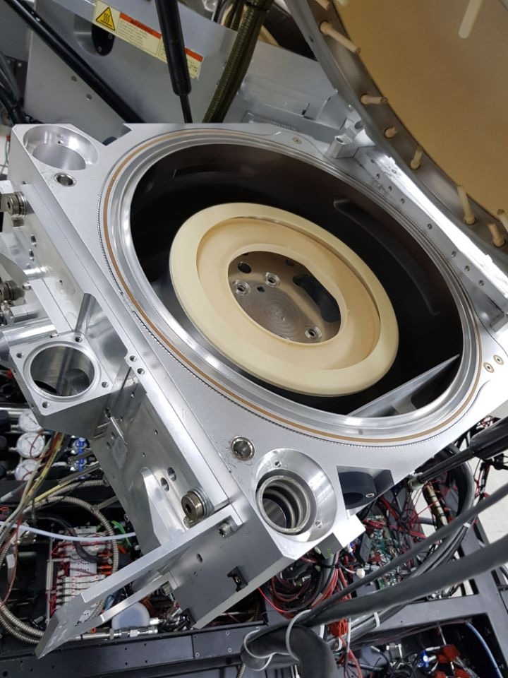 AMAT / APPLIED MATERIALS Centura Ultima HDP used for sale price ...