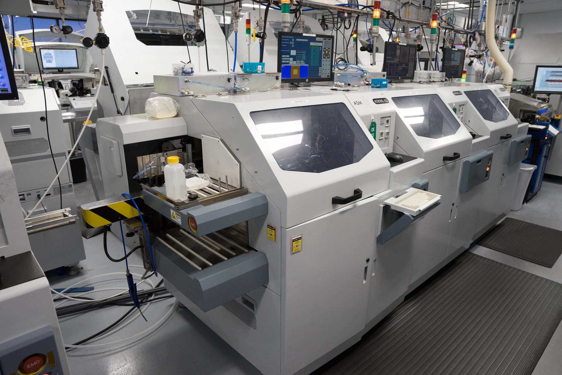 ASM AD 838L-G2 다이 어태처 판매 가격 #9412485, 2015에 사용됨 > CAE에서 구매