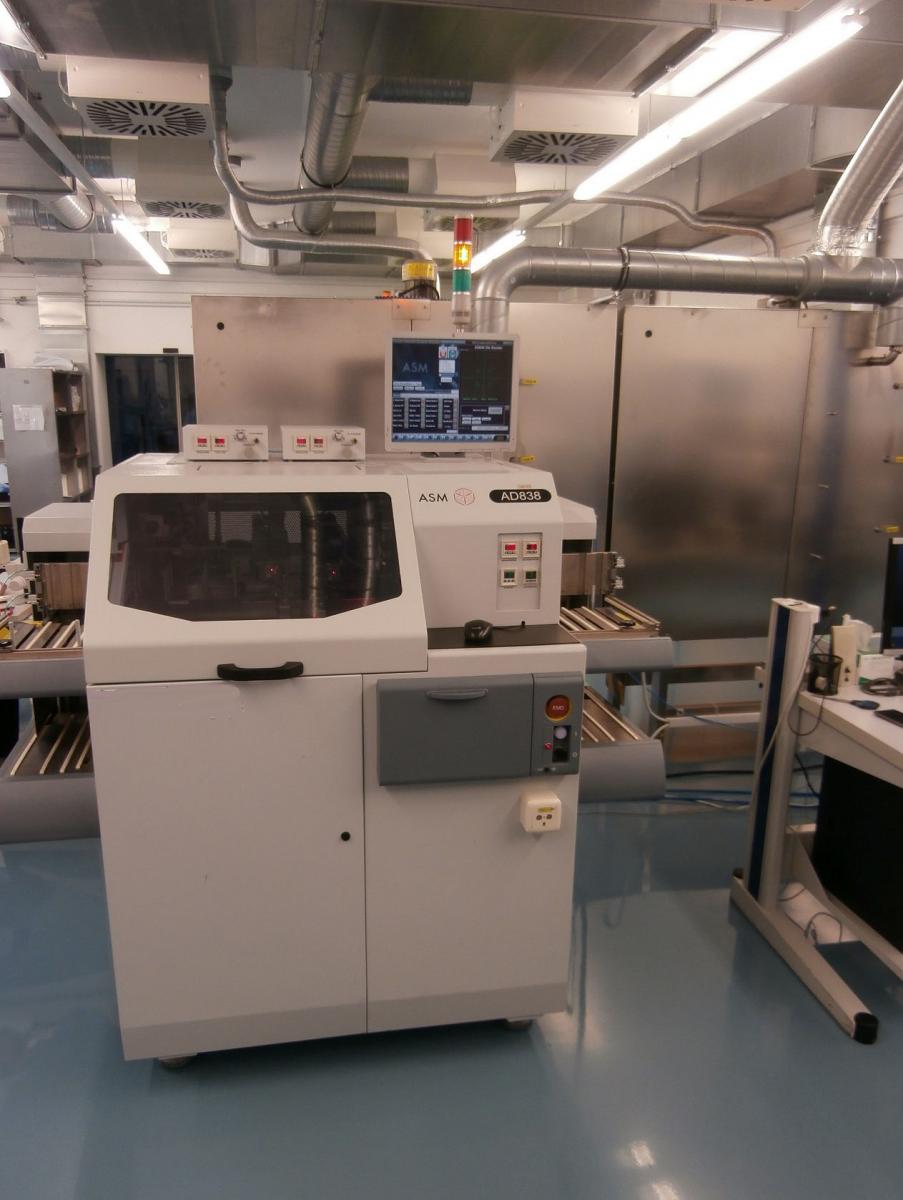 ASM AD 838L 다이 어태처 판매 가격 #9140578, 2011에 사용됨 > CAE에서 구매