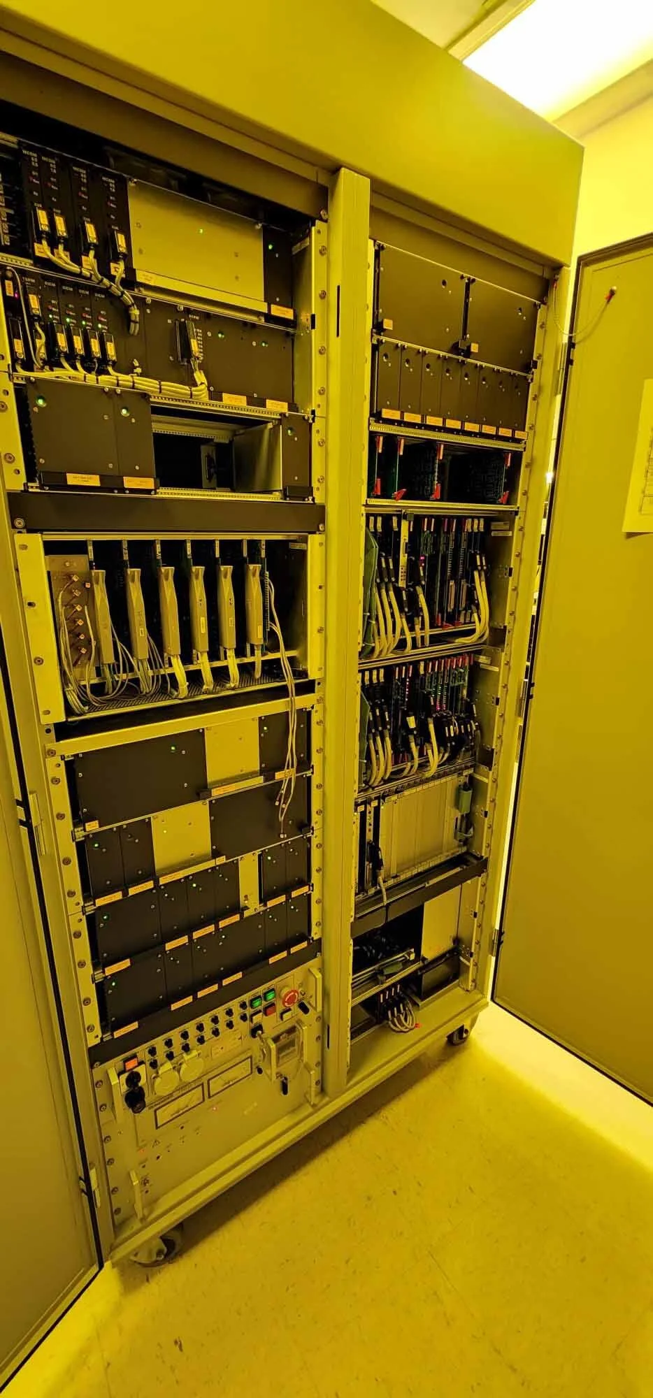 ASML PAS 2500 / 40 Stepper used for sale price #293629183 > buy from CAE