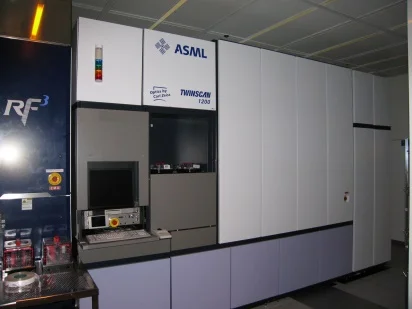 ASML Twinscan XT 1200B 步进机 用于销售价格 #9096080 > 从 CAE 购买