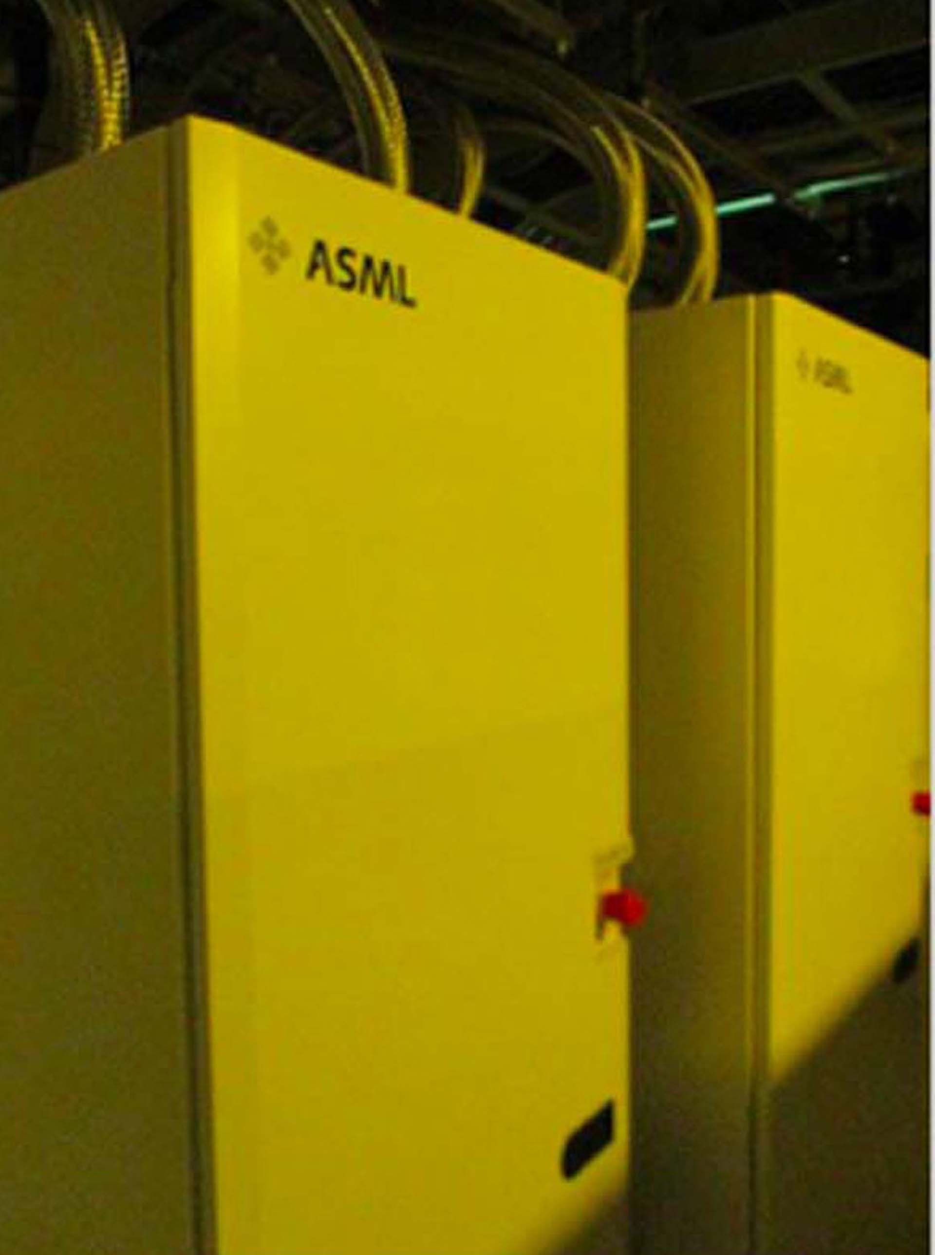 ASML Twinscan XT 1250D Stepper used for sale price #9238020, 2004 > buy ...