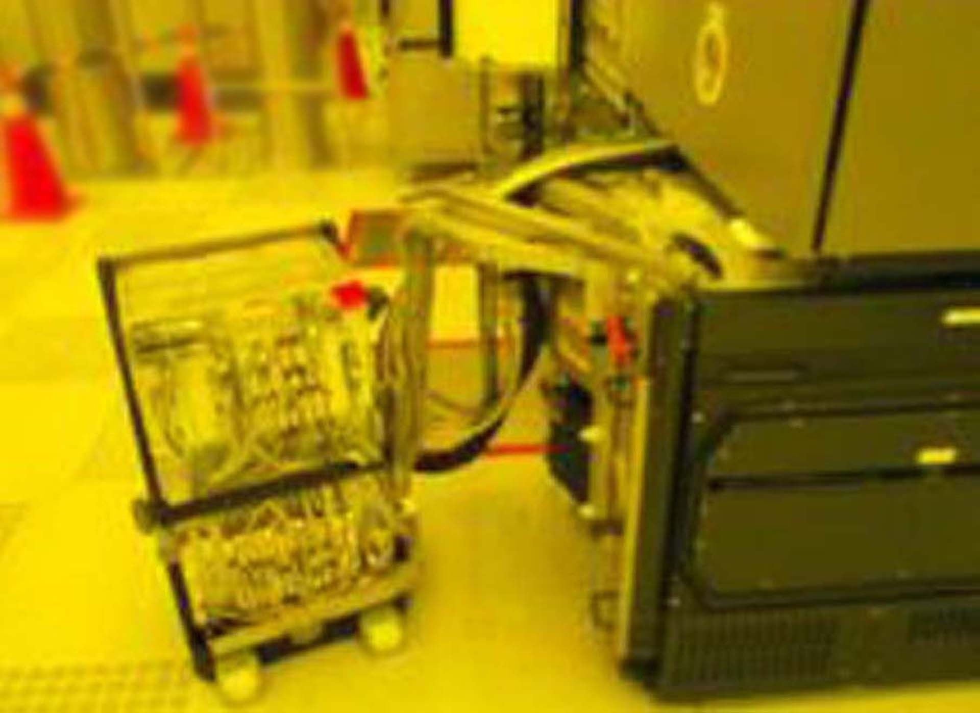 ASML Twinscan XT 1250D Stepper used for sale price #9238020, 2004 > buy ...