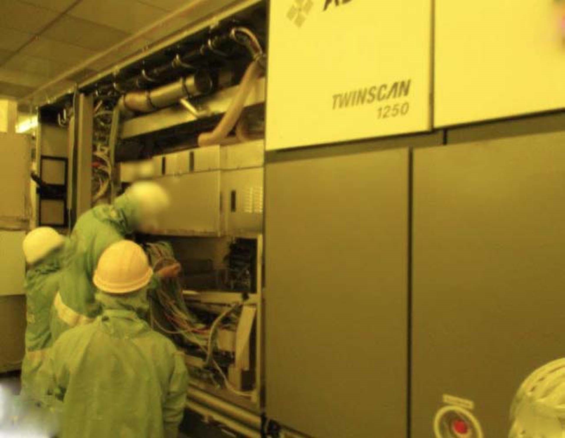 ASML Twinscan XT 1250D Stepper used for sale price #9238020, 2004 > buy ...