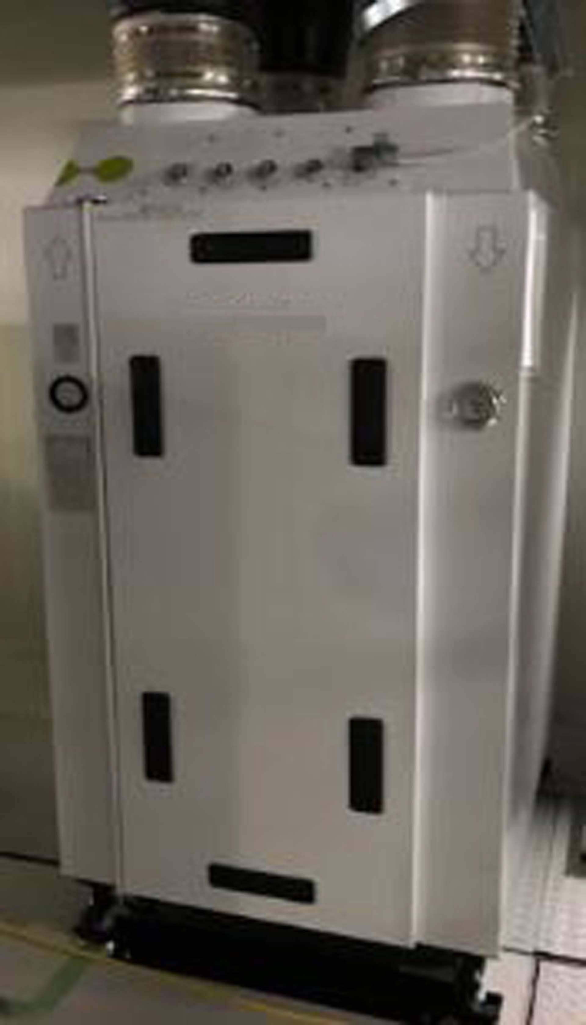 ASML XT 1700FI Stepper used for sale price #9260261, 2006 > buy from CAE