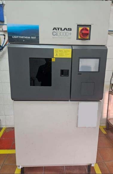 ATLAS Ci3000 實驗室設備 用於銷售價格 #293802843, 2004 > 從 CAE 購買