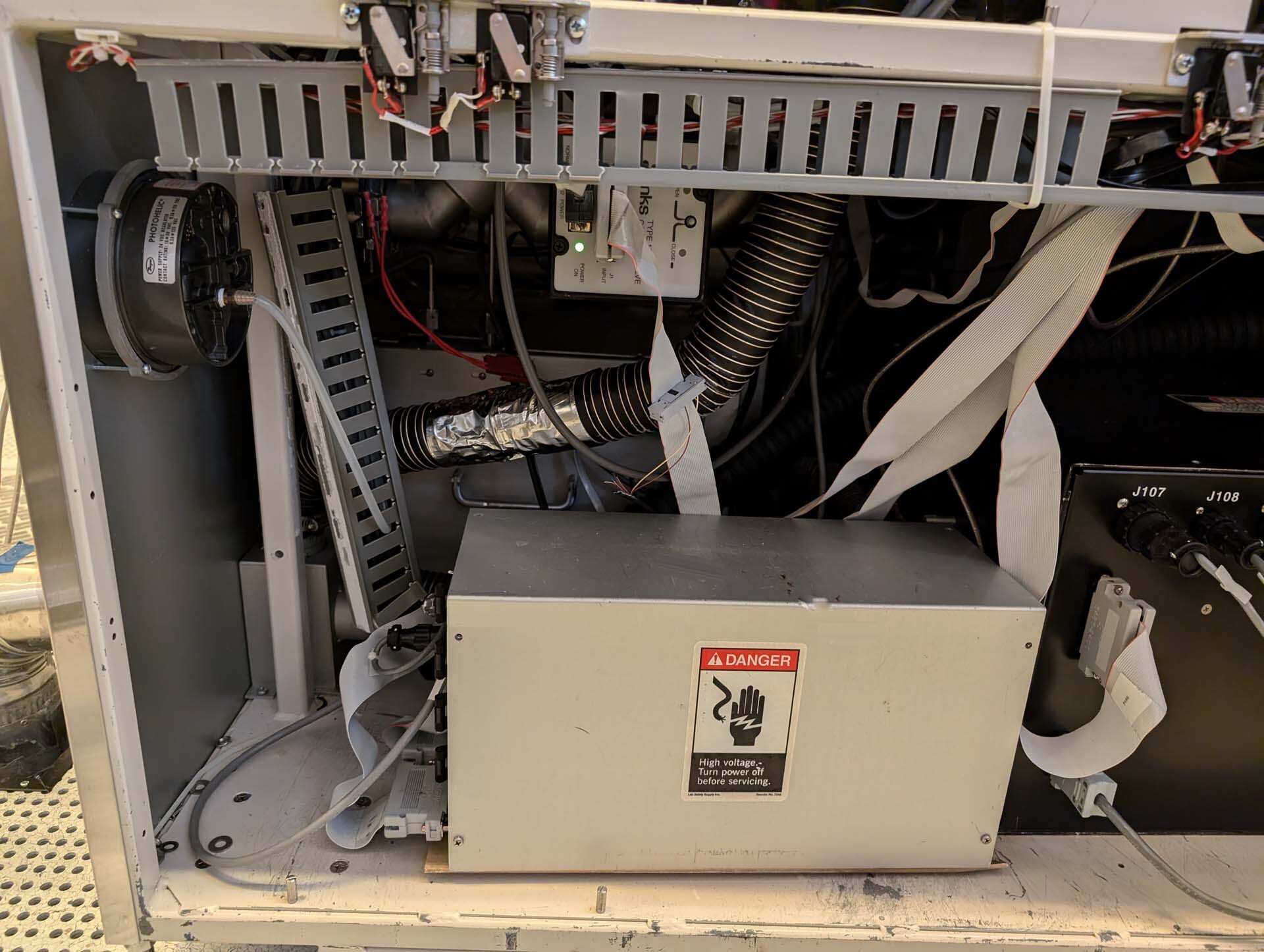 AXCELIS / FUSION MU Etcher / Asher used for sale price #293767225 > buy ...