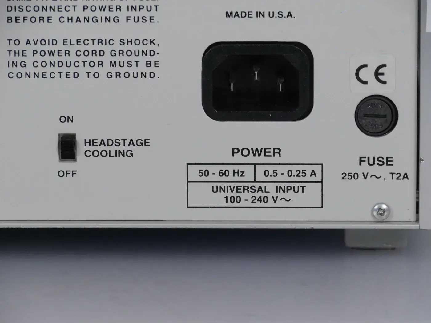 AXON INSTRUMENTS Axopatch 200B 用 待售的 價格 #293606041 > 購買 from CAE