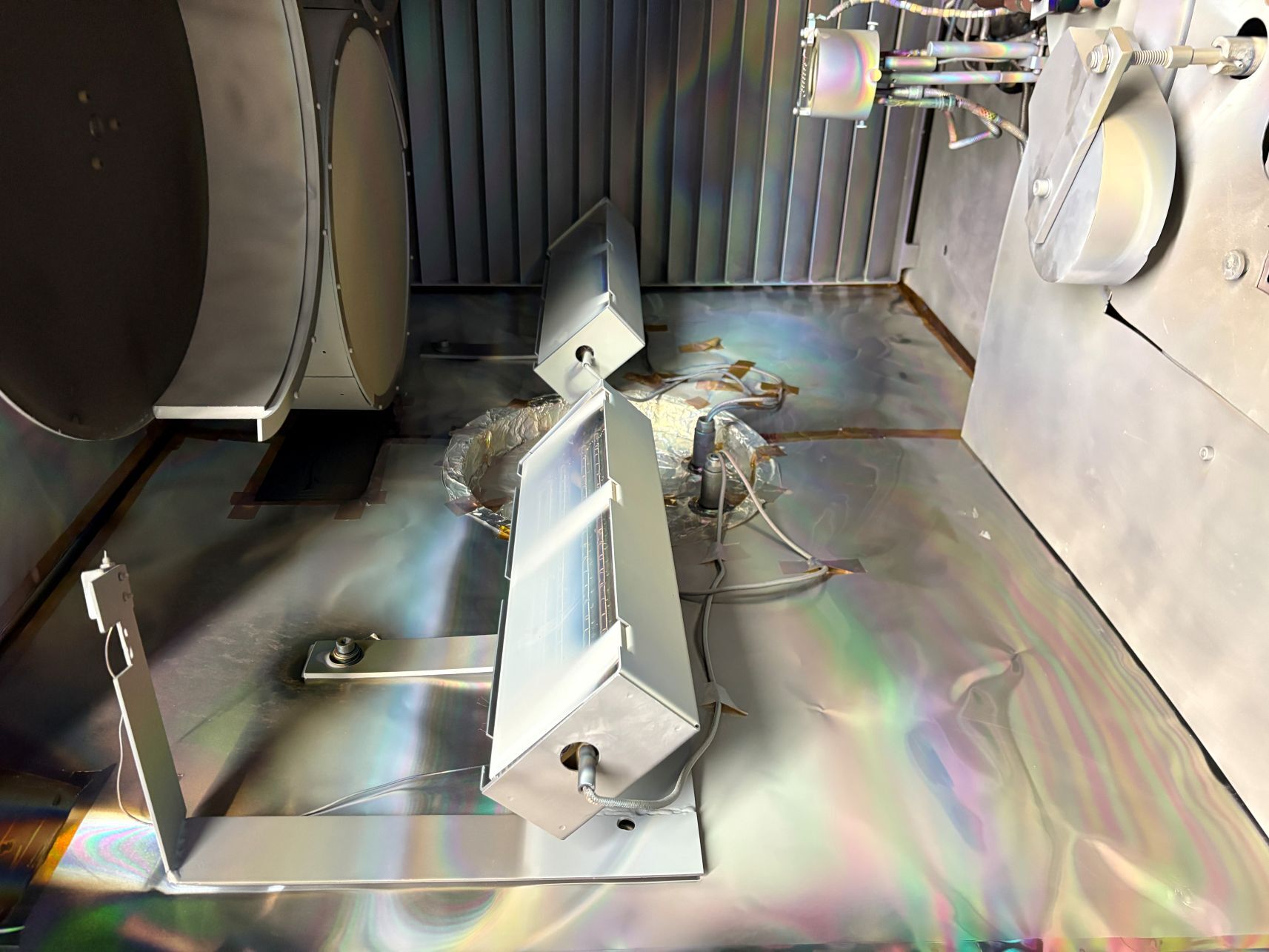 BALZERS / EVATEC BAK 1000 Evaporator used for sale price #293774224 ...