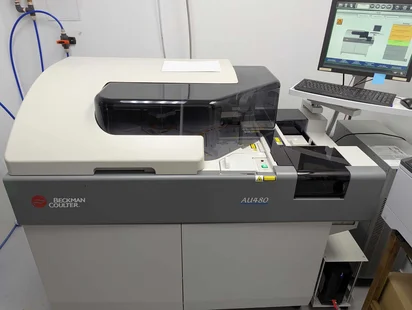 BECKMAN COULTER AU 480 実験装置及び付属品 はセール価格 #293763422 で使用されています > CAE から購入