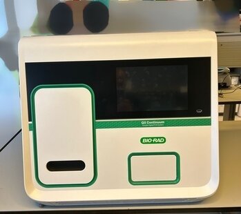 Used BIO-RAD Continuum LAB EQUIPMENT AND ACCESSORIES for sale > buy ...