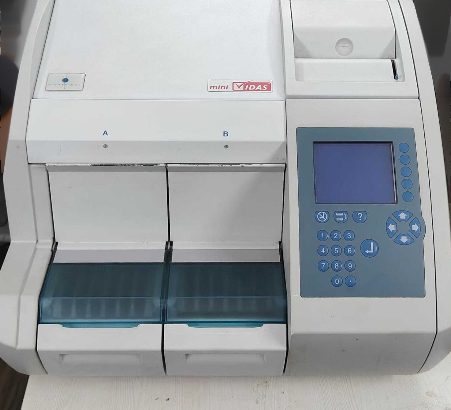 BIOMERIEUX Mini Vidas Lab Equipment used for sale price #293811701 ...