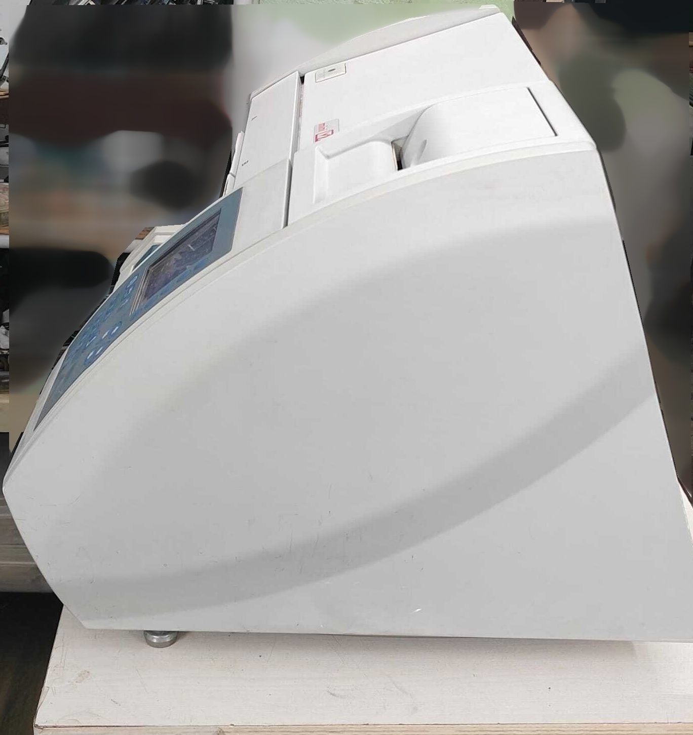 BIOMERIEUX Mini Vidas Lab Equipment used for sale price #293811701 ...