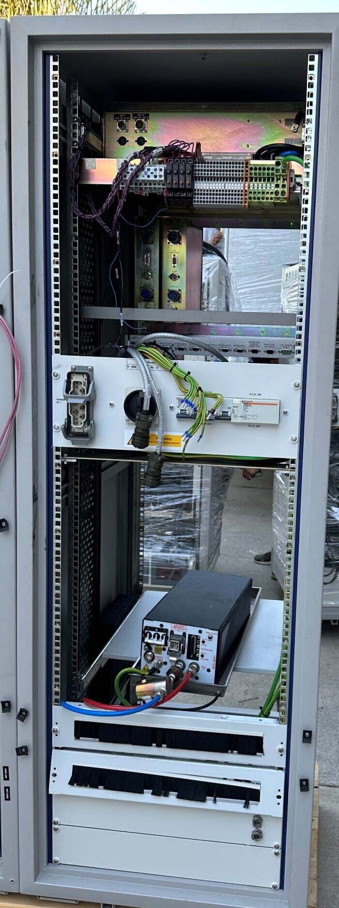 BOC EDWARDS M150 Used for sale price #293669627, 2001 > buy from CAE