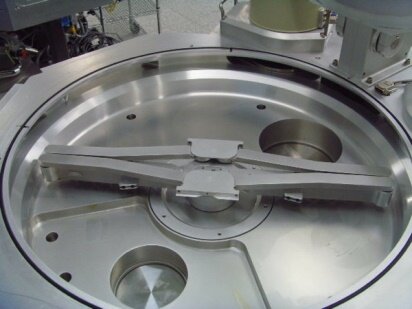 BROOKS / PRI AUTOMATION MX 700 Wafer Handler used for sale price #89978 ...