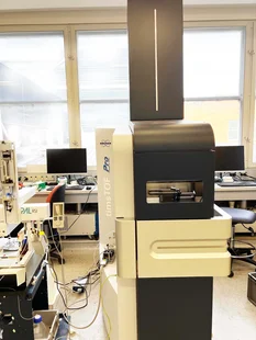 BRUKER timsTOF Pro Spectrometer used for sale price #293753992, 2020 ...