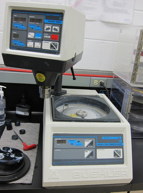 BUEHLER ECOMET III 웨이퍼 그라인더, 랩퍼 & 폴리셔 판매 가격 #9022499에 사용됨 > CAE에서 구매