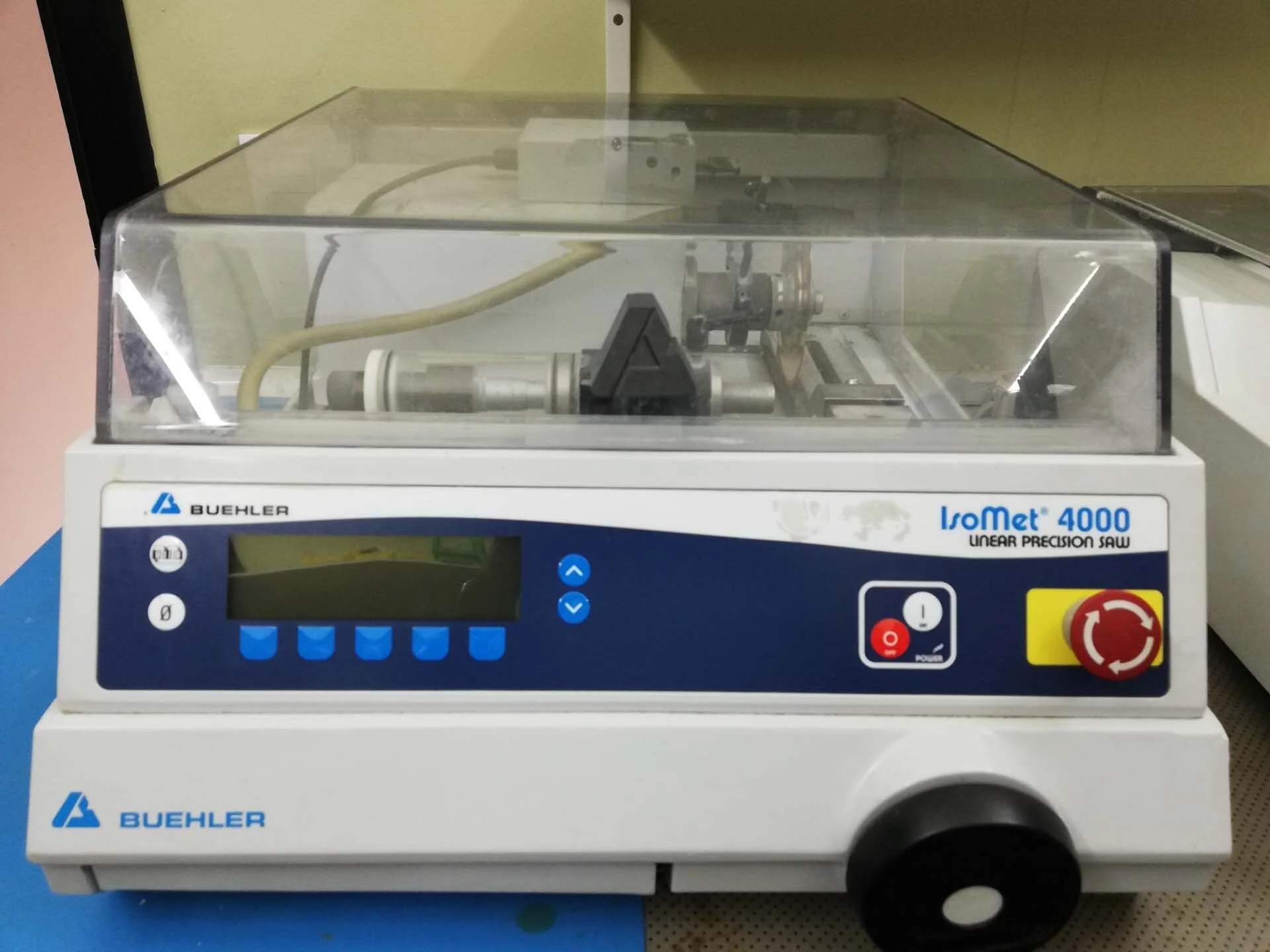 BUEHLER Isomet 4000 Scriber / Dicer used for sale price #9377662 > buy ...