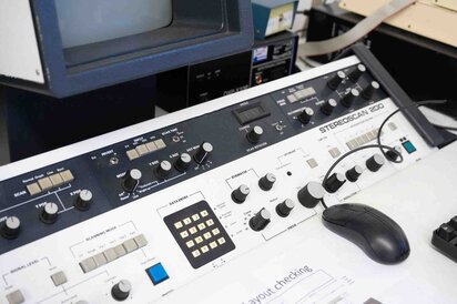 CAMBRIDGE Stereoscan 200 SEM used for sale price #293640961 > buy from CAE