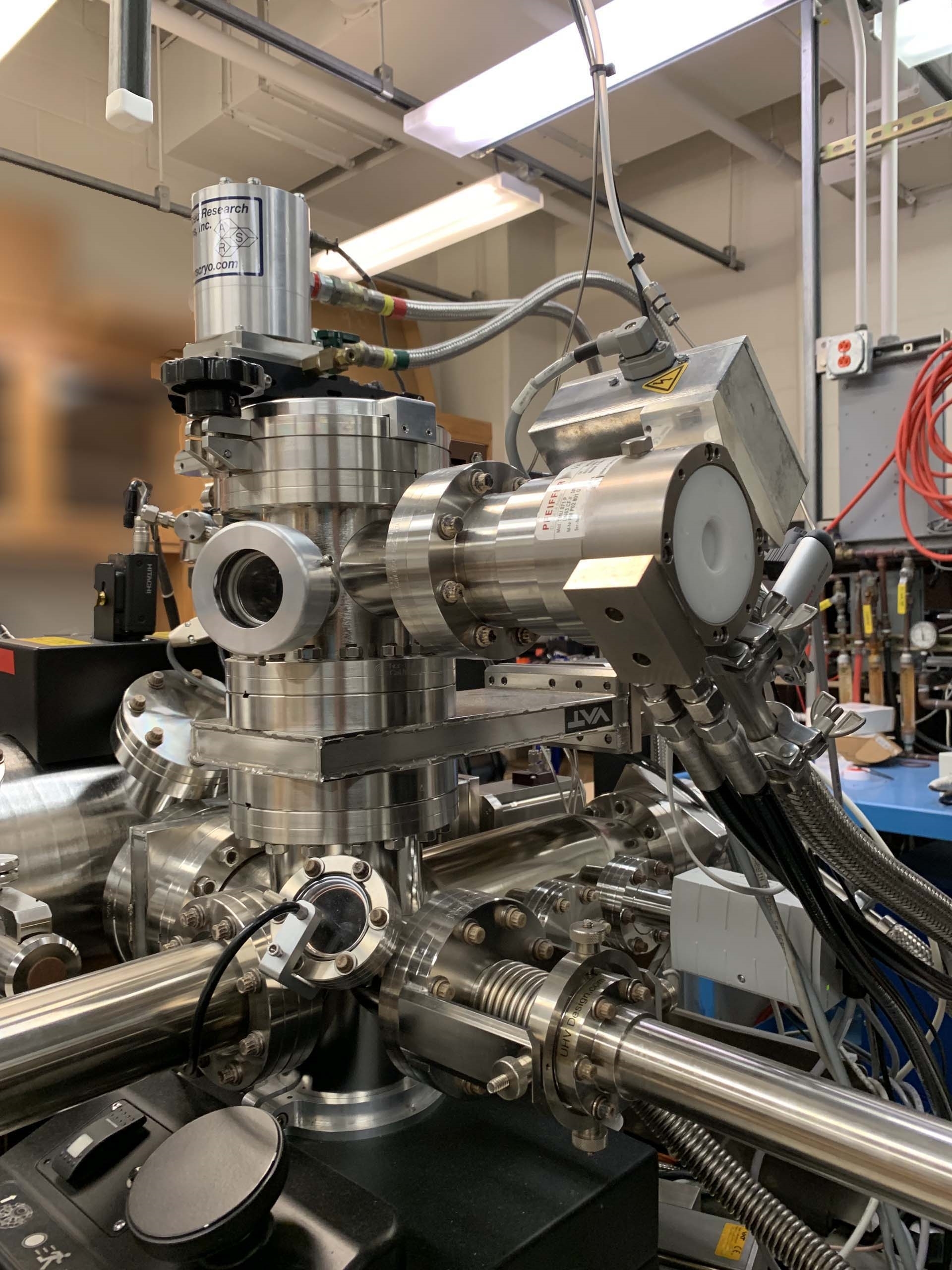 CAMECA LEAP 3000X Si Microscope used for sale price #9240926, 2006 ...