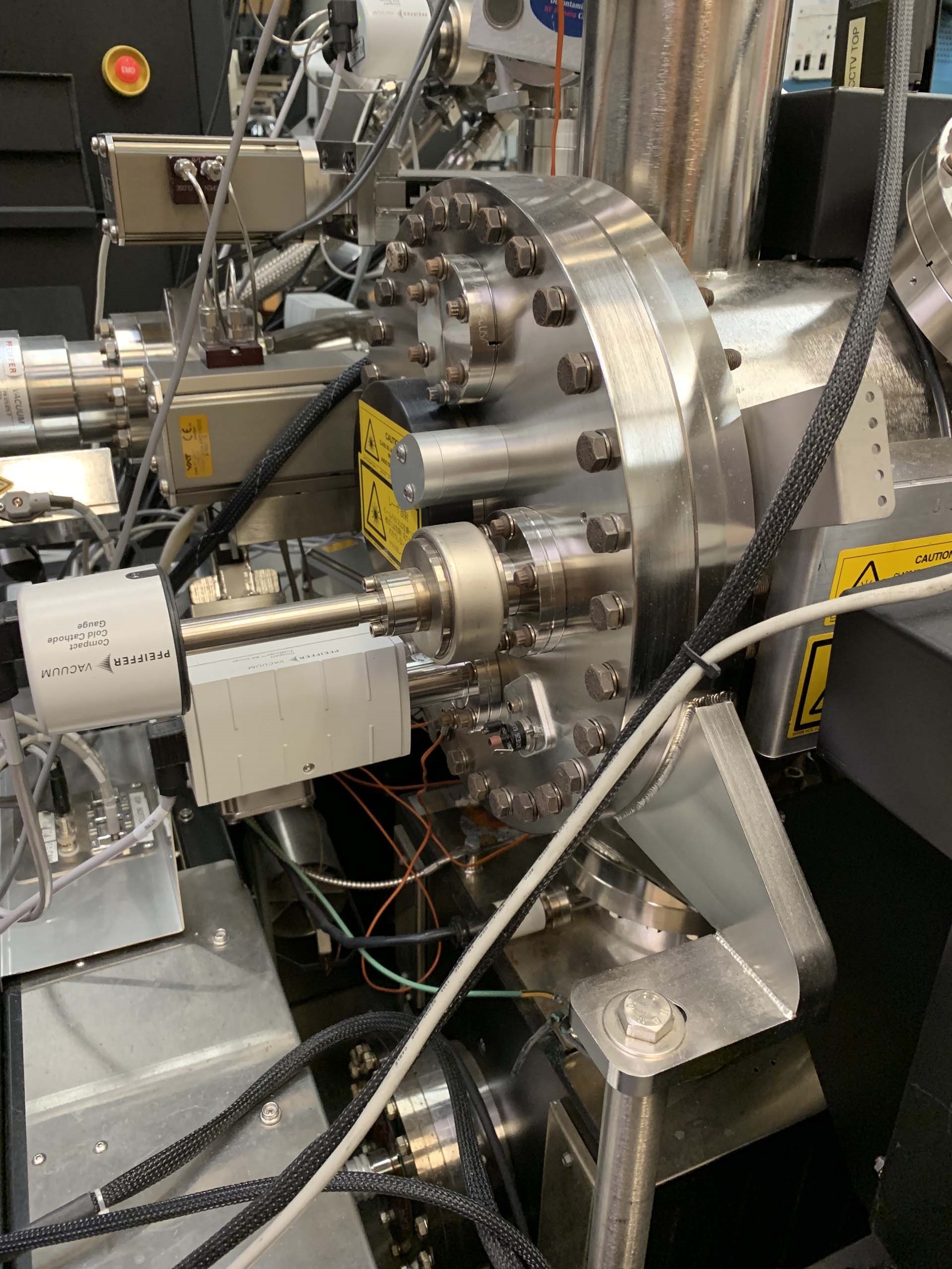 CAMECA LEAP 3000X Si Microscope used for sale price #9240926, 2006 ...