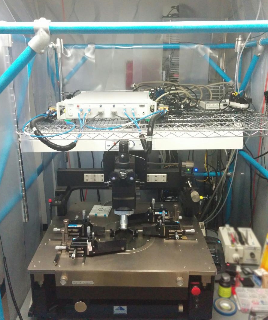 CASCADE MICROTECH / ALESSI Summit 12000 探针台 用于销售价格 #9031655, 2000 > 从 ...