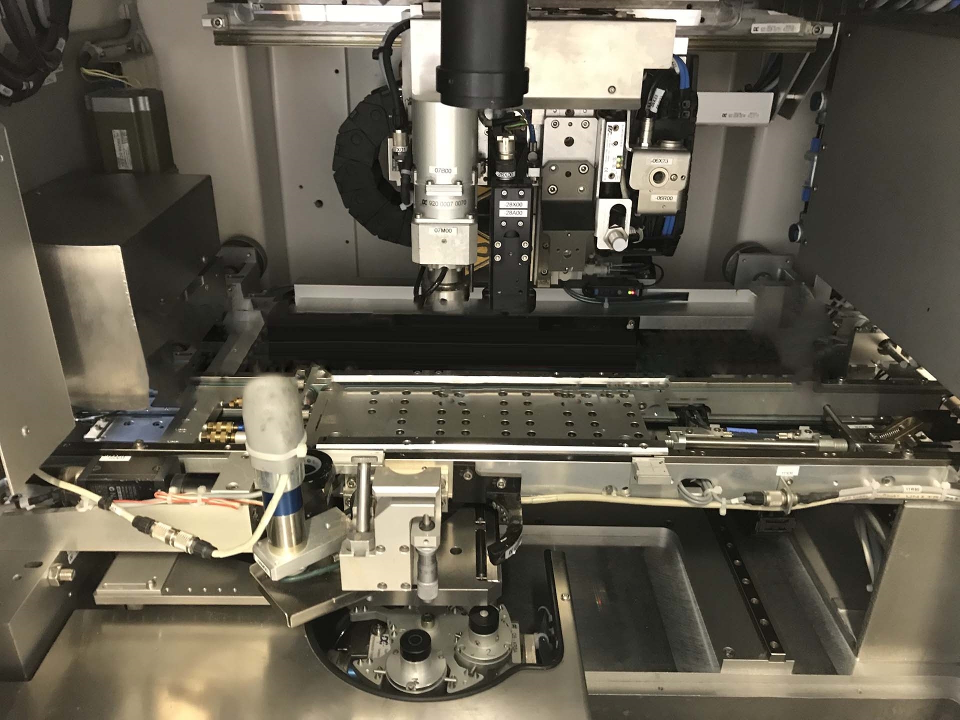 DATACON / BESI 2200 APM Die Attacher used for sale price #9255558, 2004 ...