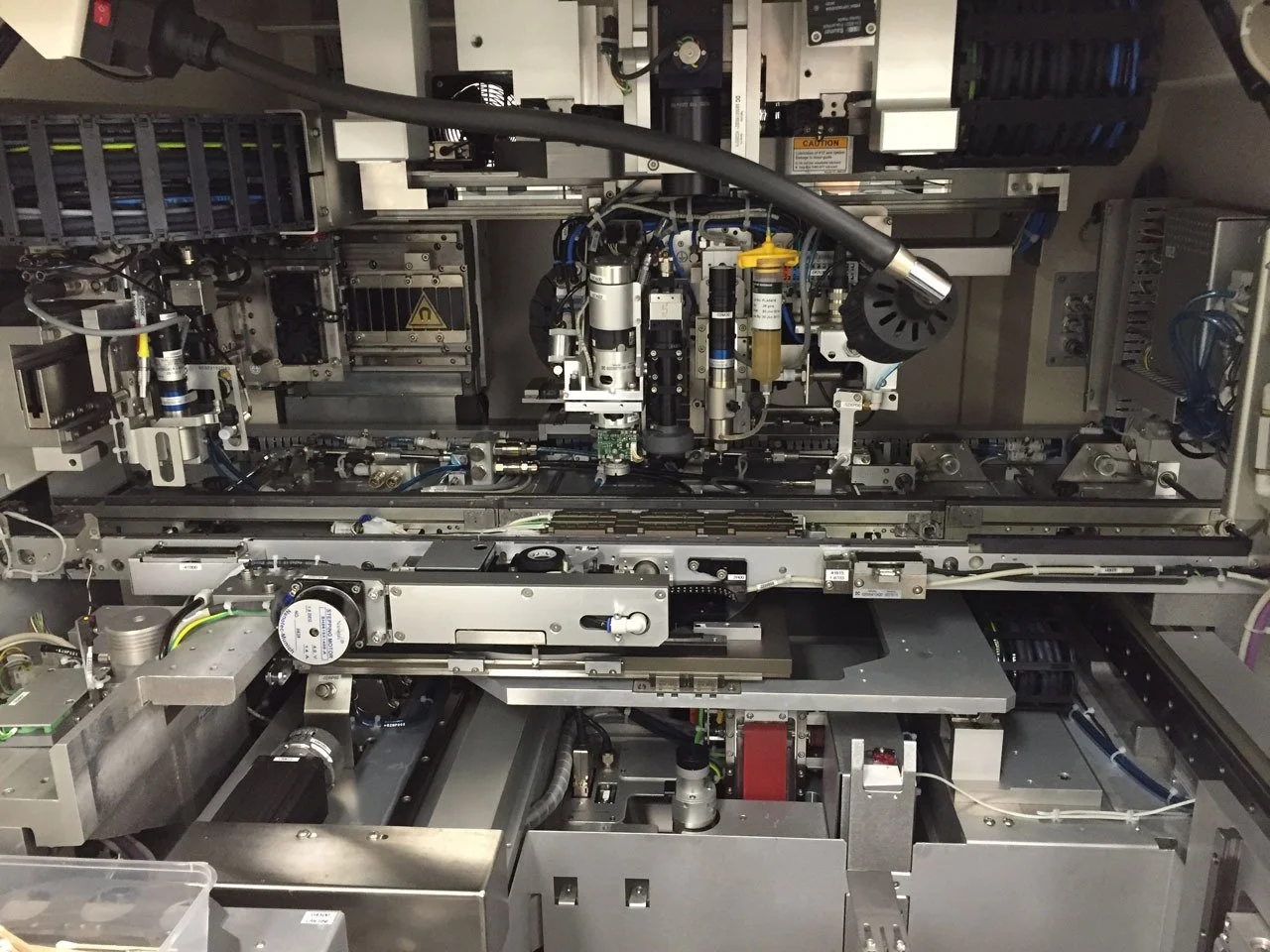 DATACON / BESI 2200 Evo 다이 어태처 판매 가격 #9115929, 2008에 사용됨 > CAE에서 구매