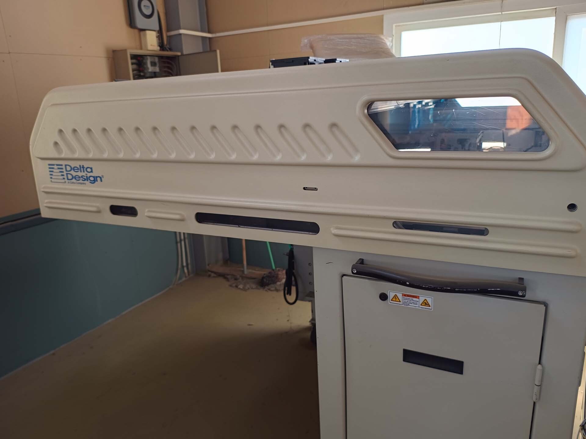 DELTA DESIGN DE8000 핸들러 판매 가격 #293807438에 사용됨 > CAE에서 구매