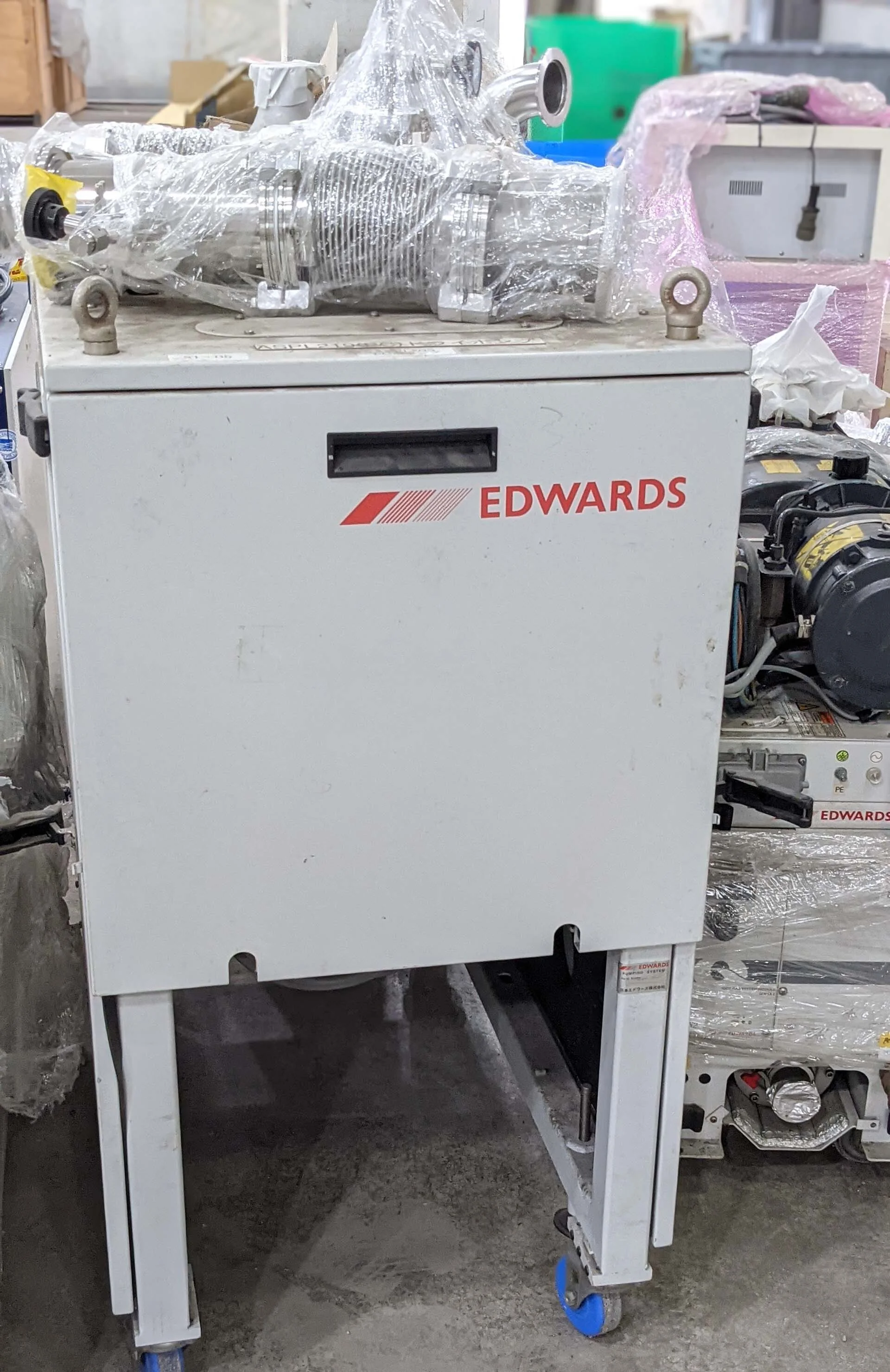 EDWARDS Dry pump 펌프 판매 가격 #293669068에 사용됨 > CAE에서 구매
