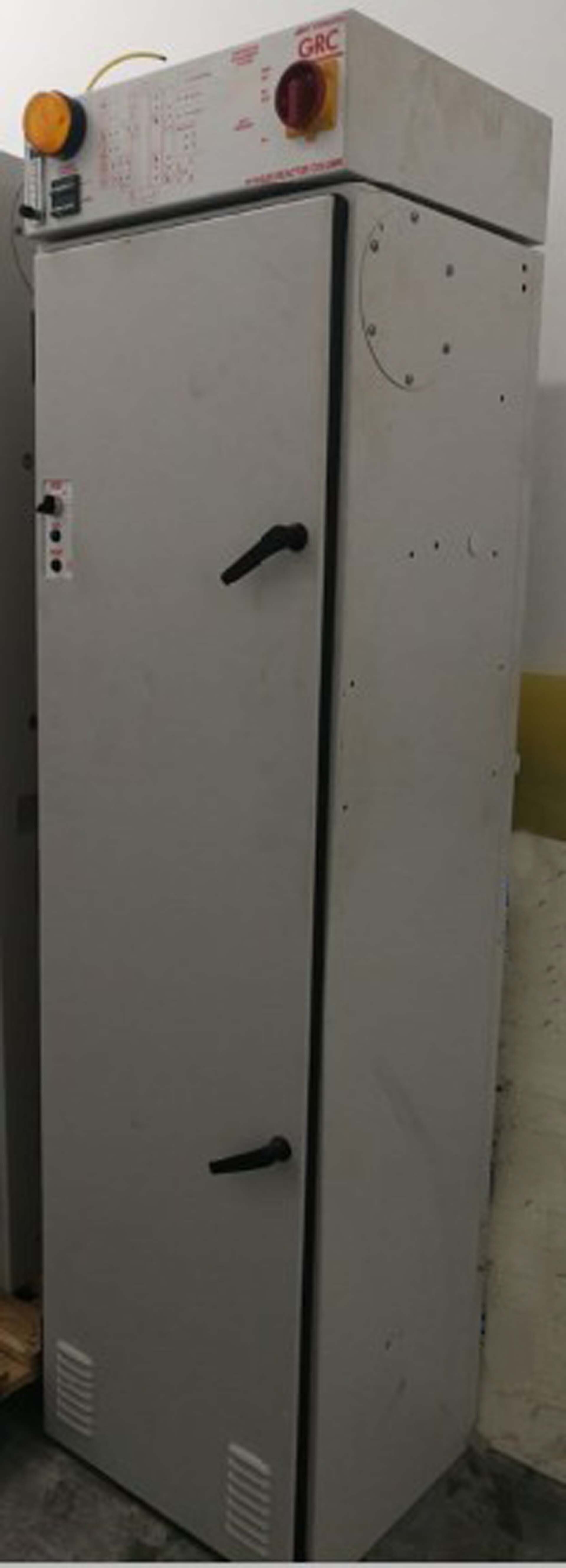 BOC EDWARDS M150 시설장비 판매 가격 #9351619, 1995에 사용됨 > CAE에서 구매