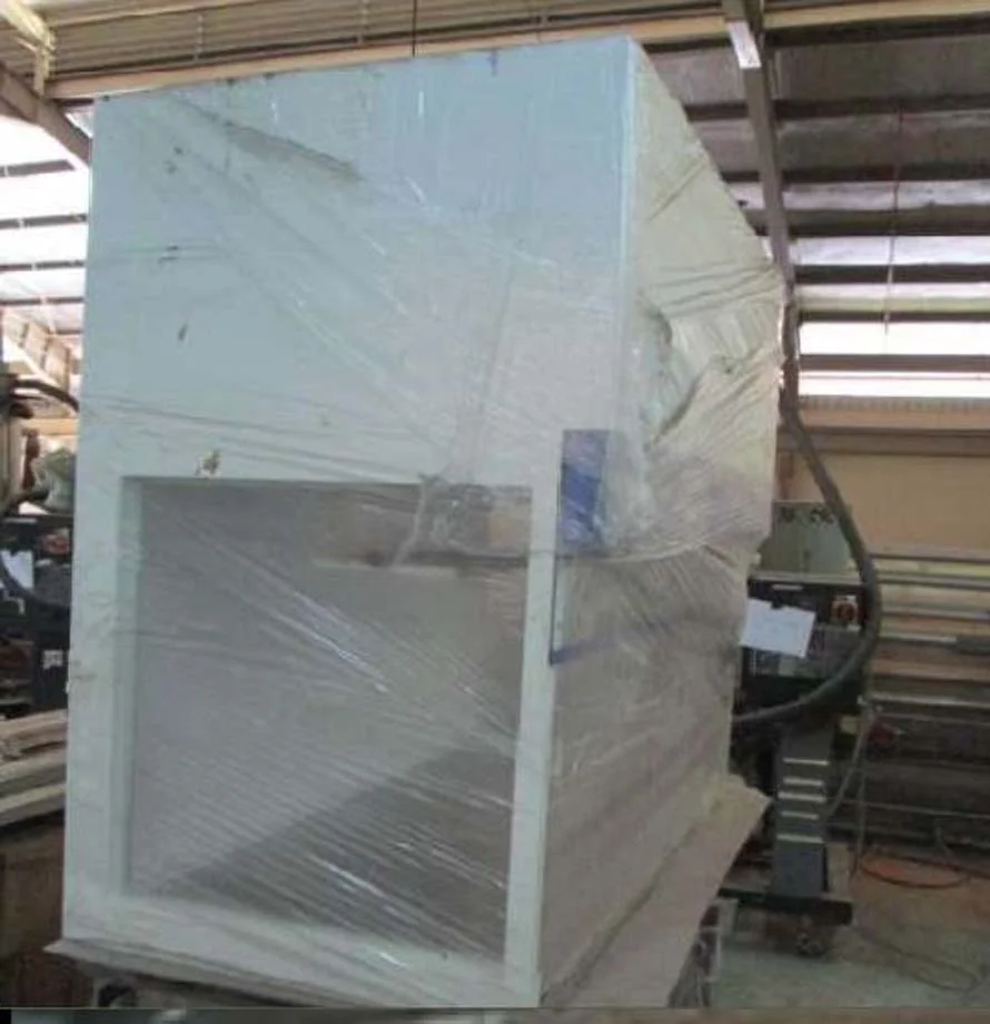 ESCO Vertical laminar flow cabinet Facilities Equipment used for sale ...