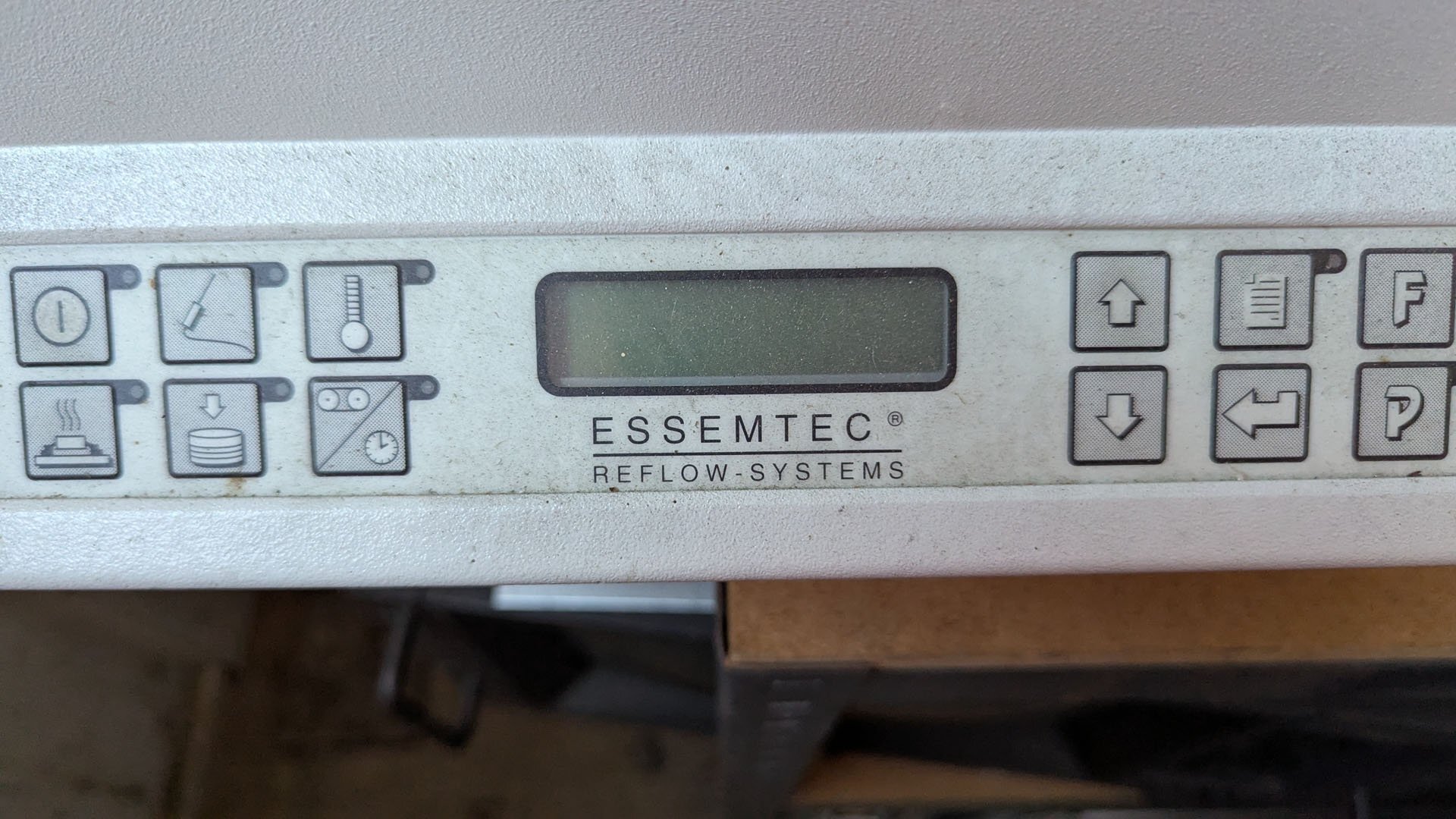ESSEMTEC RO-260E Reflow Oven used for sale price #293765665 > buy from CAE