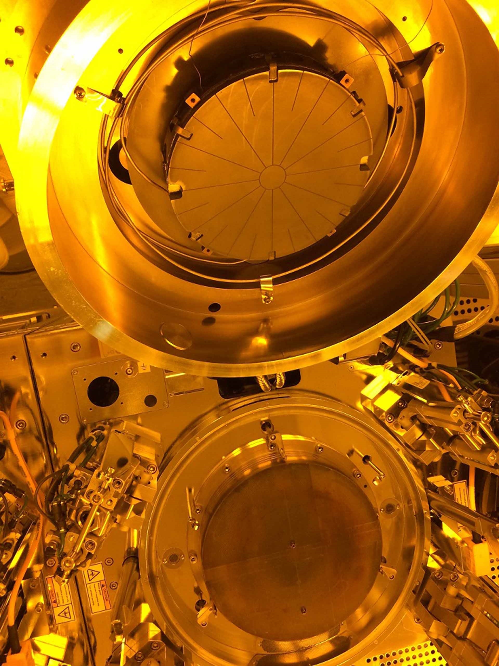 EVG / EV GROUP Gemini Bonder used for sale price #9229293, 2013 > buy ...